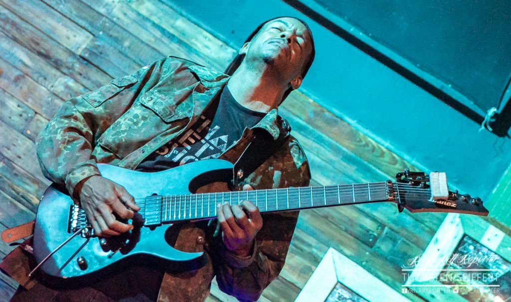 Fotos: Tony MacAlpine